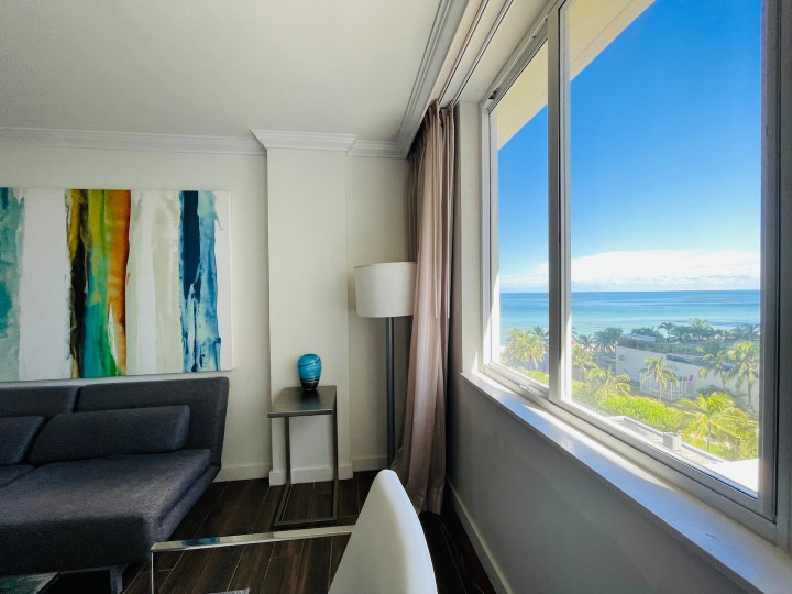Ocean View Studio Apartment - Sunny Isles Beach, FL