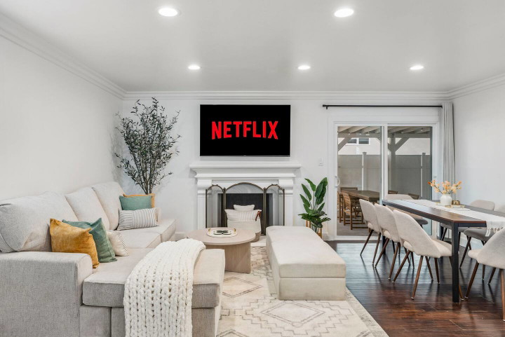 Modern Build 5 Min Disneyland L Gameroom & Patio - Santa Ana, CA