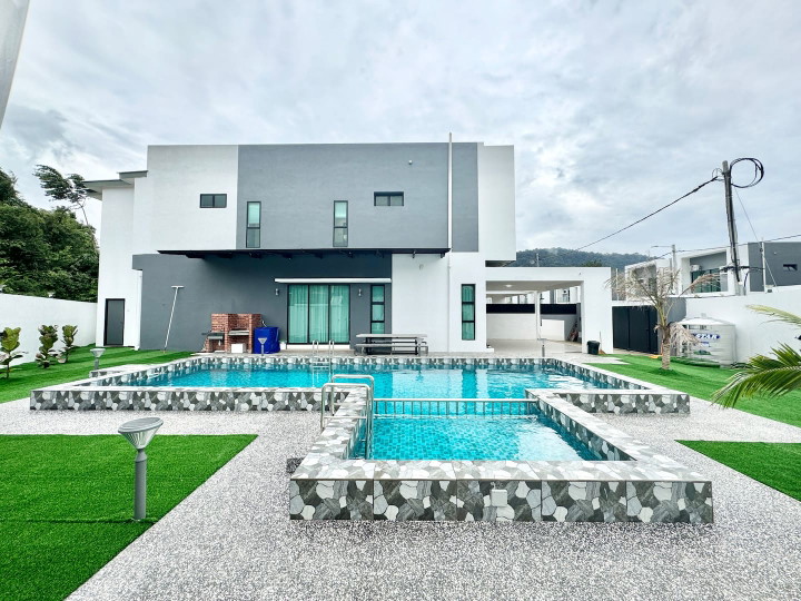 Luxury 5br Home W/ Private Pool, 18pax, Netflix - Pulau Langkawi