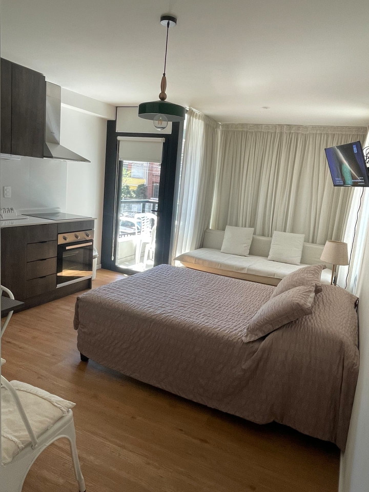 Excellent Location In Pocitos - Montevideo