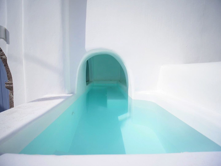 Cave Suite - Oinos Luxury Suites - Santorini