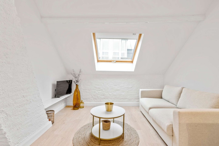 Stylish Light-filled Loft With Cozy Bedroom - Ghent