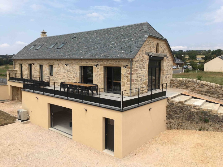 La Grange Du Canton - Gîte 14 Couchages + Piscine - Saint-Geniez-d'Olt