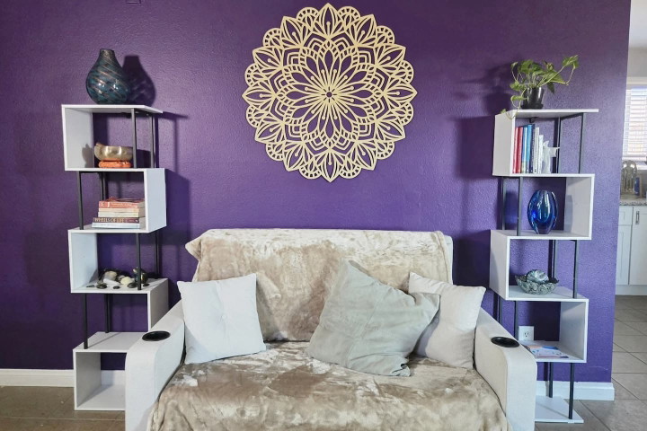 Artist's Oasis - Apple Valley, CA