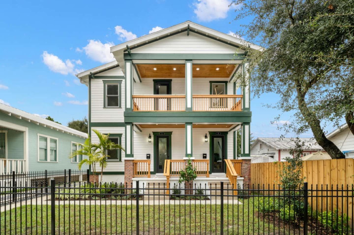 Casa Quiteña | 6br Retreat In Historic Ybor - Tampa, FL