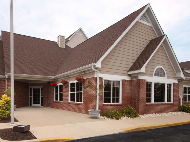 Near Exton Square Mall + Free Breakfast & Kitchen - West Chester, PA