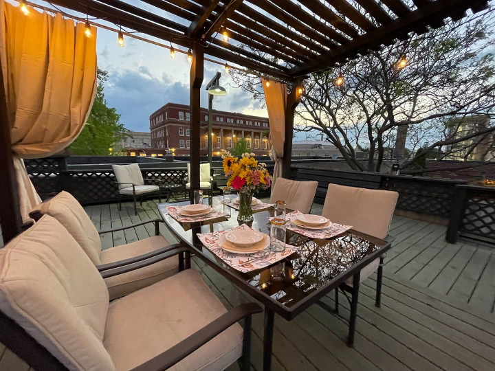 Downtown-treetop Deck-2bd/2bth - Kenosha, WI