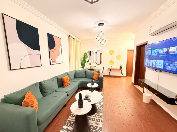F405 Large Apt In Prime Location - Jeddah