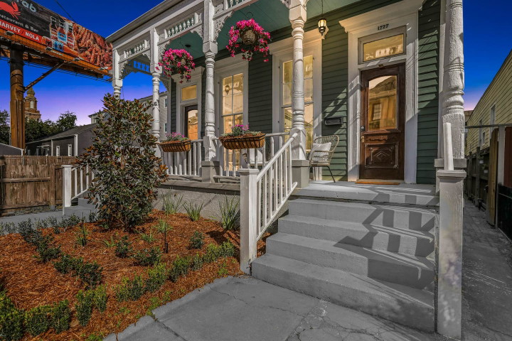 Historic Home| Vibes |Close To Fq| Backyard - Gretna, LA