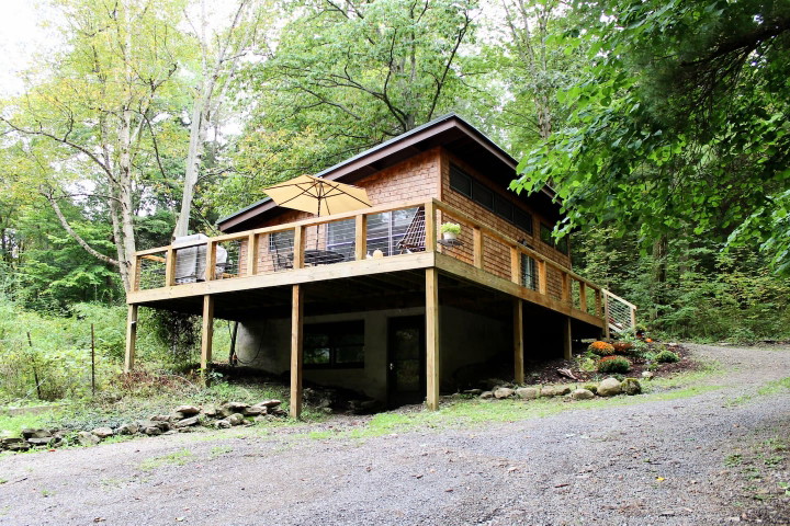 Clean, Modern Cabin Surrounded By Nature - Ithaca, NY