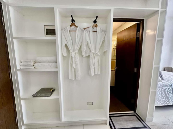 Luxury Home 405 - Quezon City