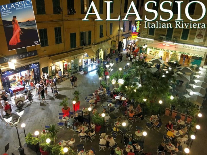 Apartment In Historical Building, Pedestrian Area, Full Center, 6 Beds Wifi - San Bartolomeo al Mare
