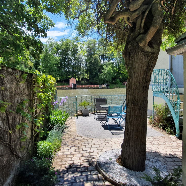 Cabane De Pêcheur Aux Bords Du Loiret - Orléans