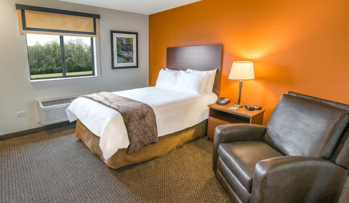 Stylish Extended Stay Near Lebanons Main Square - Lebanon, TN