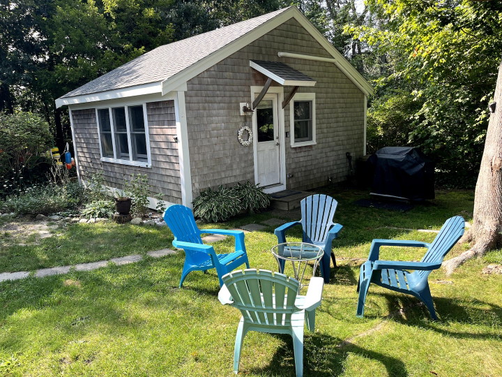 Abundant Blessings Cottage-wellfleet - Wellfleet, MA