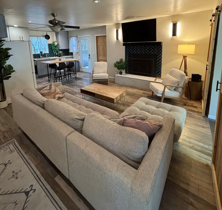 Pet-friendly 3br Tahoe Retreat Near Heavenly - South Lake Tahoe, CA