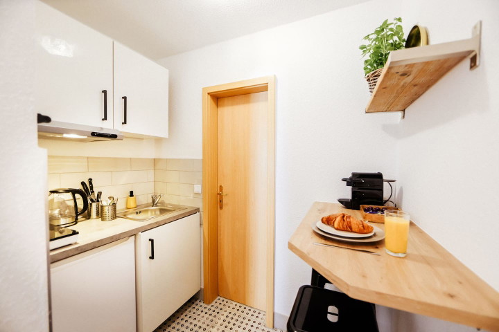 Charming Apartment, Near The S-bahn - Salt Apartments - Halle (Saale)
