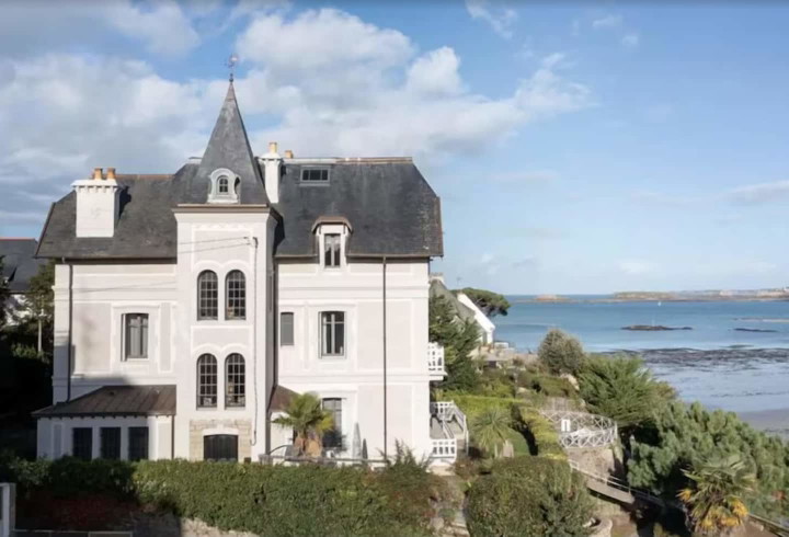 Beautiful Villa, Sea View, On The Waterfront, Sleeps 15 - Dinard