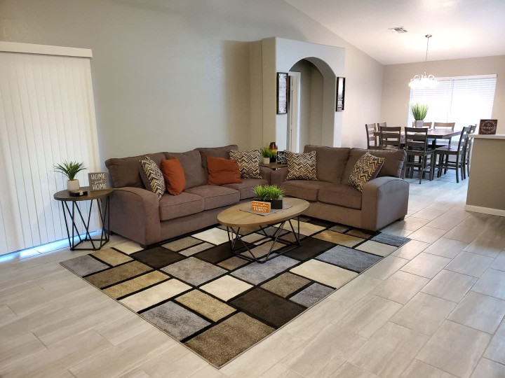 4/2 Peoria Sports Complex | Garage | Fenced Yard - Peoria, AZ