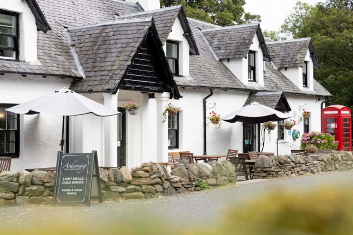Private Highland House | Chef & Bar Available - Loch Tay