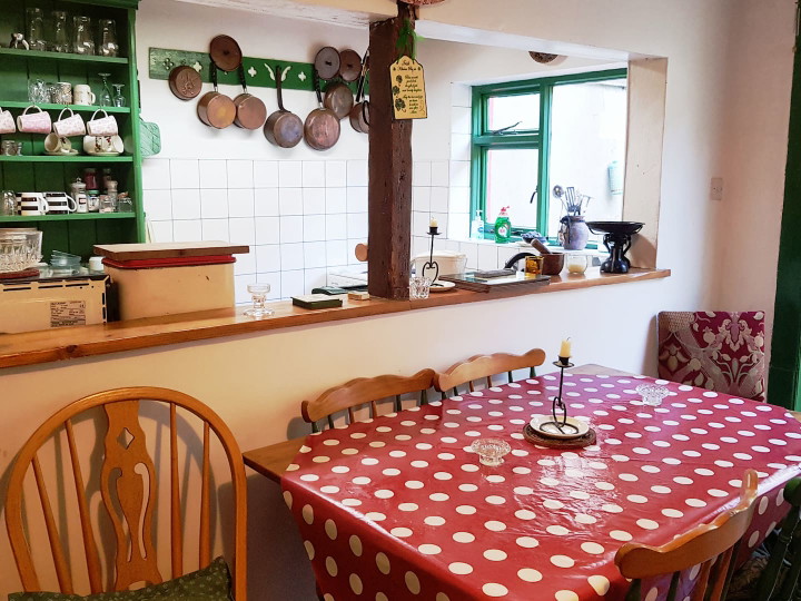Old-world Townhouse In Central Cahersiveen - Irland
