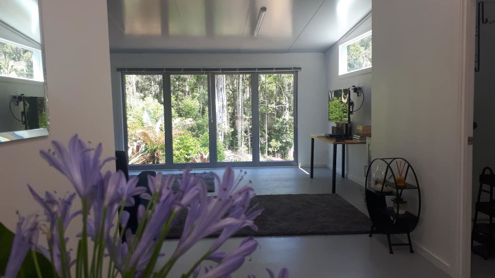 Stay @ The Cube - Montville