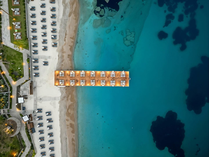 Sea View, Private Beach & 5-star Resort Access - Bitez