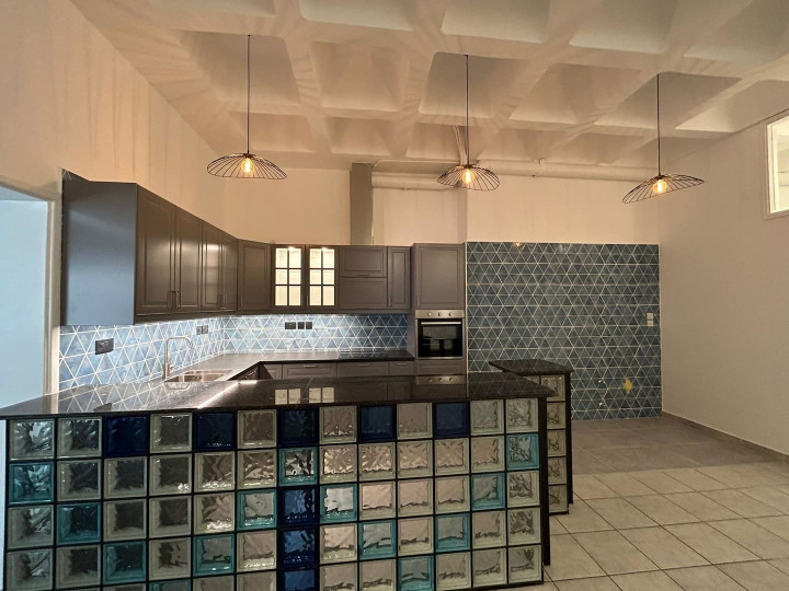Lovely 2 Bed Flat In Peaceful Villa - With Garden - Kuveyt