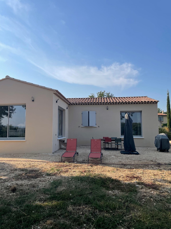 Petite Maison En Campagne Dans Le Luberon - Roussillon