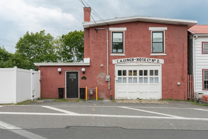 Casa Fuego Catskills - Historic Fire House - Saugerties, NY