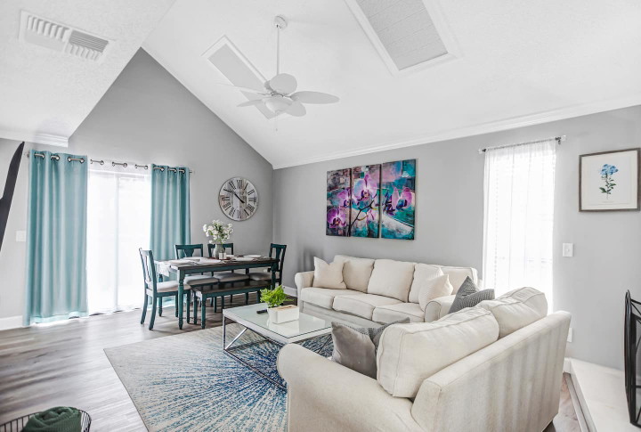 5 Star! Central, Quiet, Convenient Neighborhood! - Florida