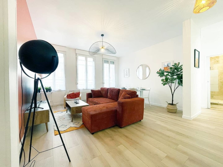 The Central, 6 Passengers, City Center With Wifi - Reims