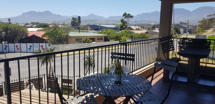 One-bedroom Apartment With The View Of A Lifetime - Grabouw