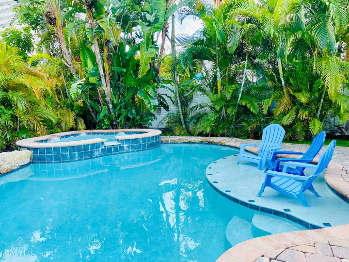 Sunshine-house On The Beach-downtown-heated Pool - Fort Lauderdale, FL