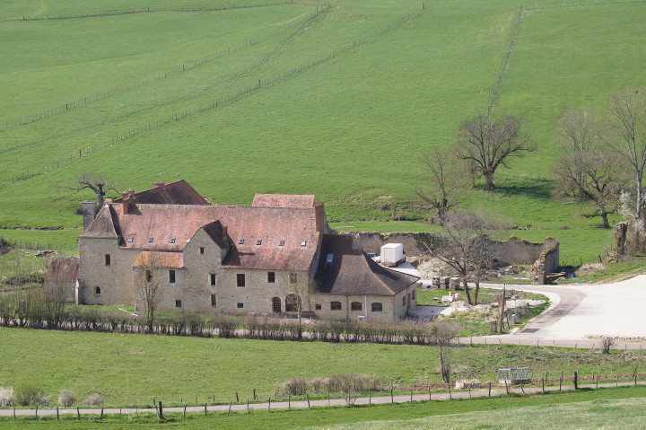 Gite 12 Places Dans Maison Forte Xii - Bourgogne-Franche-Comté