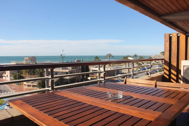 Bonito Apartamento Con Vistas Al Mar - Canet de Mar