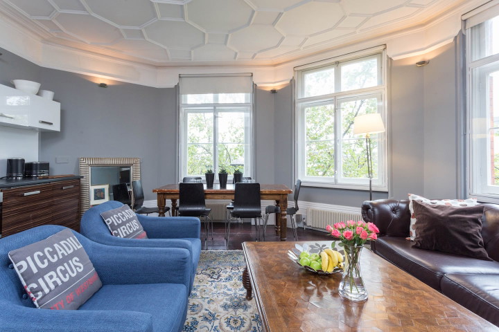 Large West End Apartment Soho - Hertfordshire