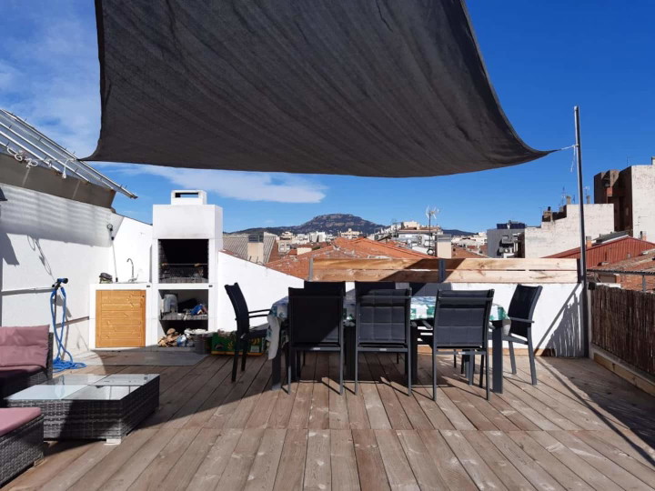 Sobreático En Barrio Histórico Cerca De Barcelona - Terrassa