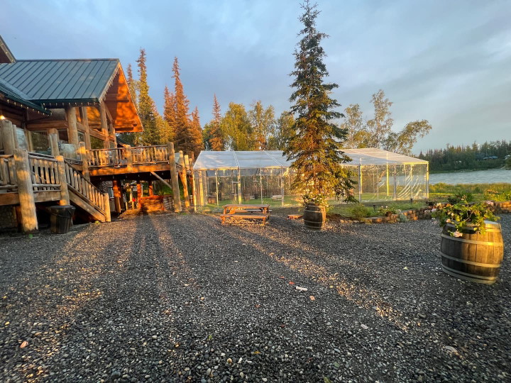 Alaska Fishing Lodge/owner Approval Required Prior - Alaska