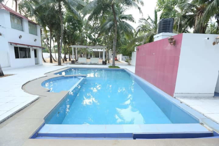 Flona Cottage: Pool, Cozy Rooms, Parking (Ecr) - Mahabalipuram