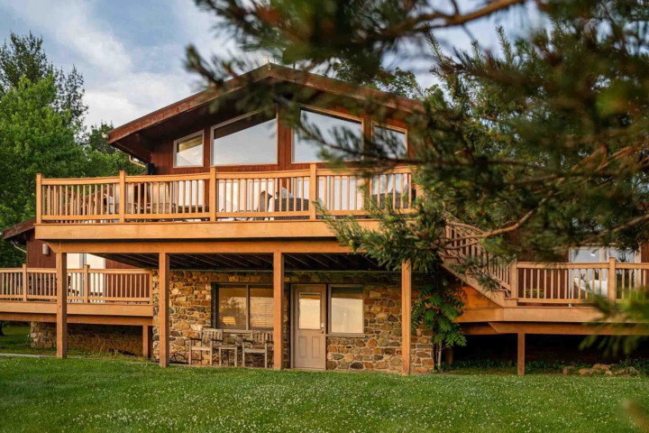 Chalet At Stone Tower Winery - Leesburg, VA