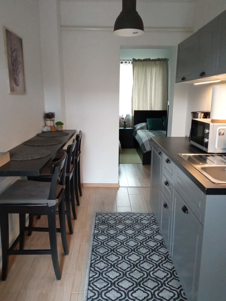 Cozy Apartment (South Krakow) With Private Parking - Kraków