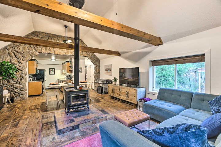 Creekside Morrison Cabin ~ 9 Mi To Red Rocks Park! - Morrison, CO