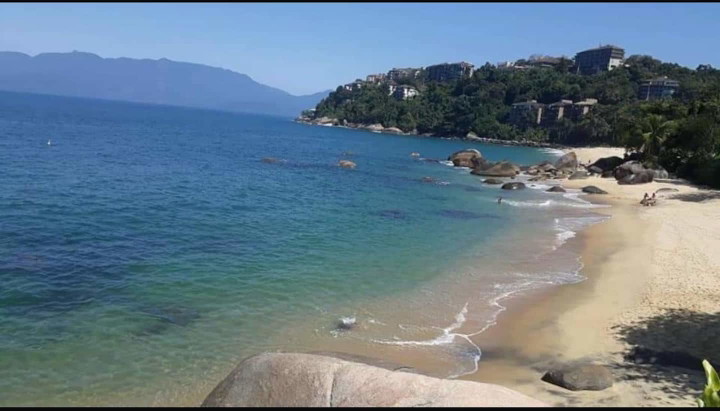 Casa Com 6 Suítes. - Ilha Grande