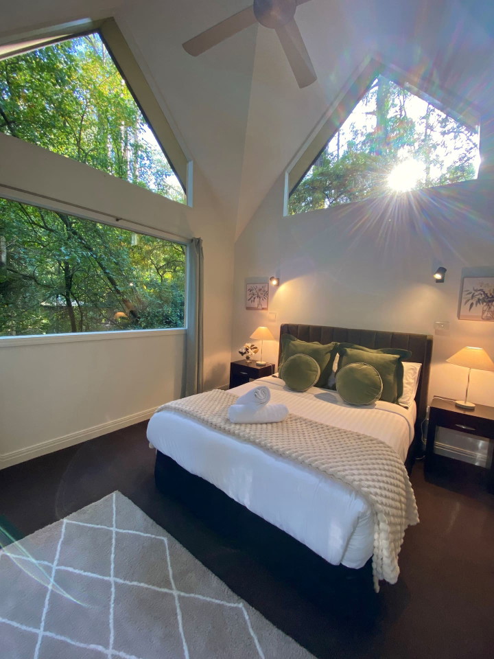 Lochiel Treetops 1 - Cosy Couple Cabin - Melbourne