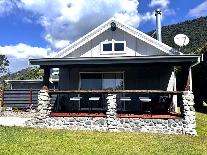 Rock Wood Lodge | Whanarua Bay, New Zealand - Te Kaha