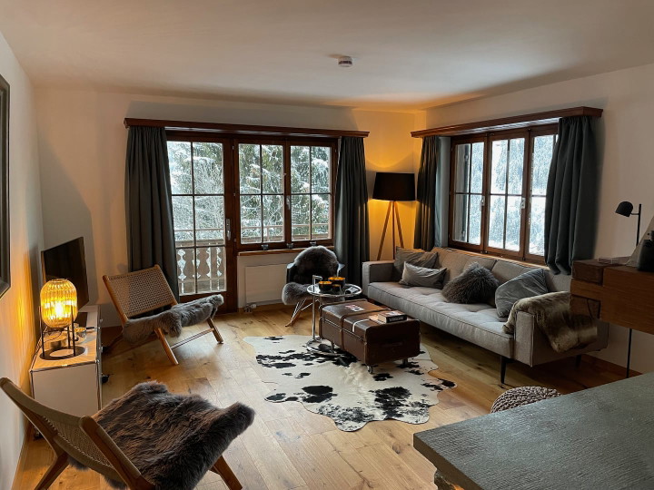 Bestlage: Wohnung Mit 3schlafzi., Kamin Und Balkon - Klosters-Serneus