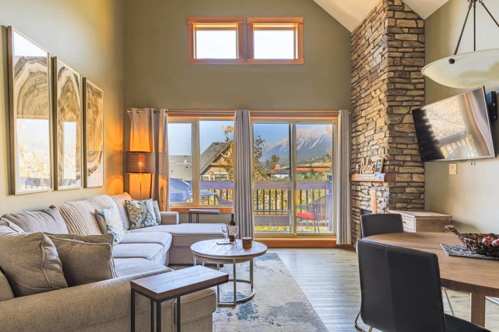 "Summit" At The Lodges Of Canmore - Canmore
