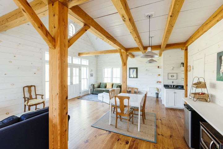 Caribou Cottage Ski/snowboard Studio - Stowe, VT