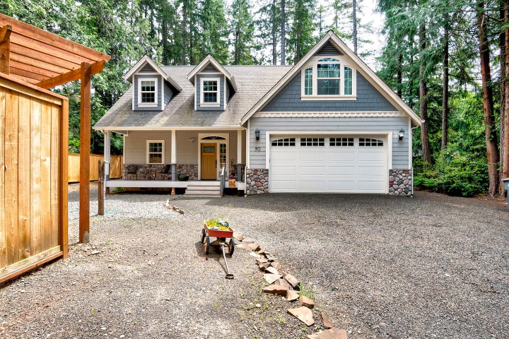 Vacation Retreat In A Golf & Lake Community - Shelton, WA